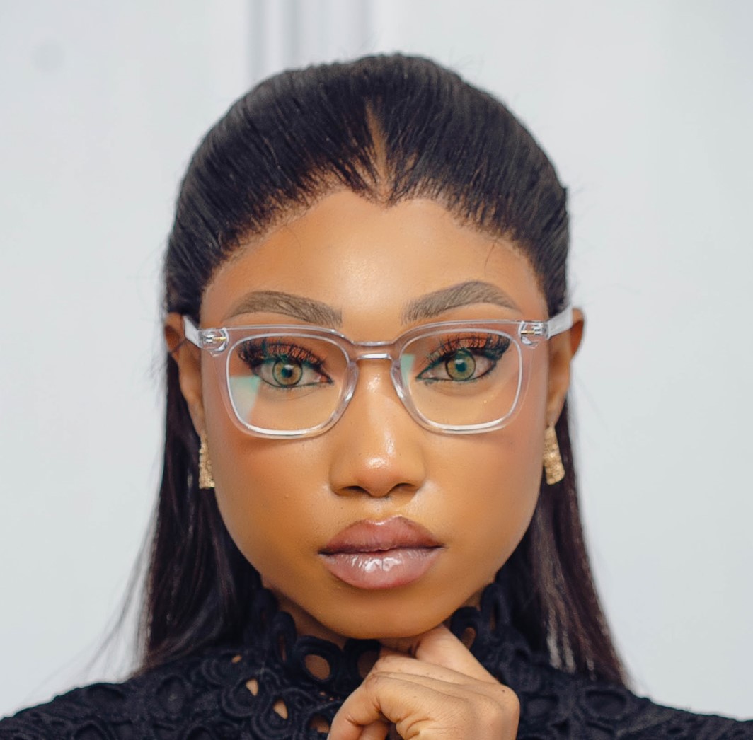 Luna - Opticlass Eyewear & Eye Clinic